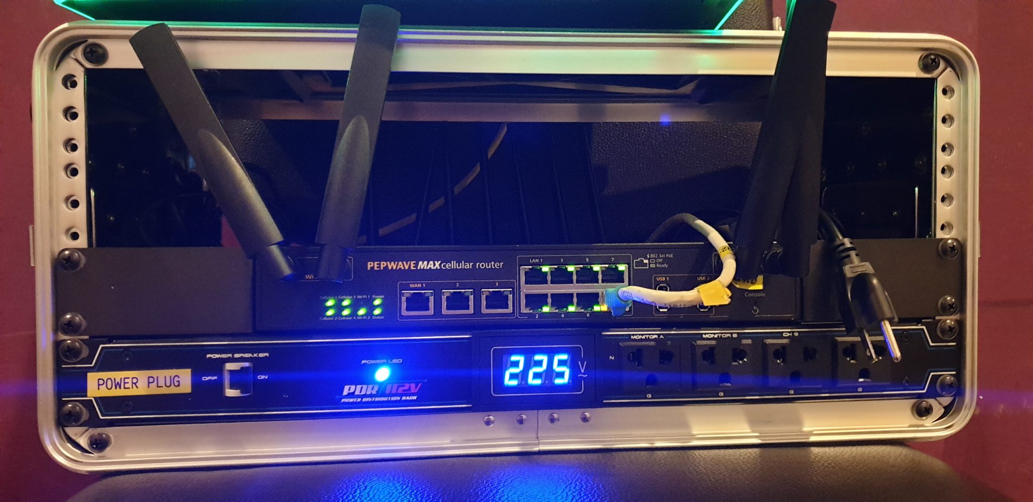 งานเปิดตัวภาพยนต์ ที่ Major Cineplex Ratchayothin “เฮ้ย!ลูกเพ่ นี่ลูก ...